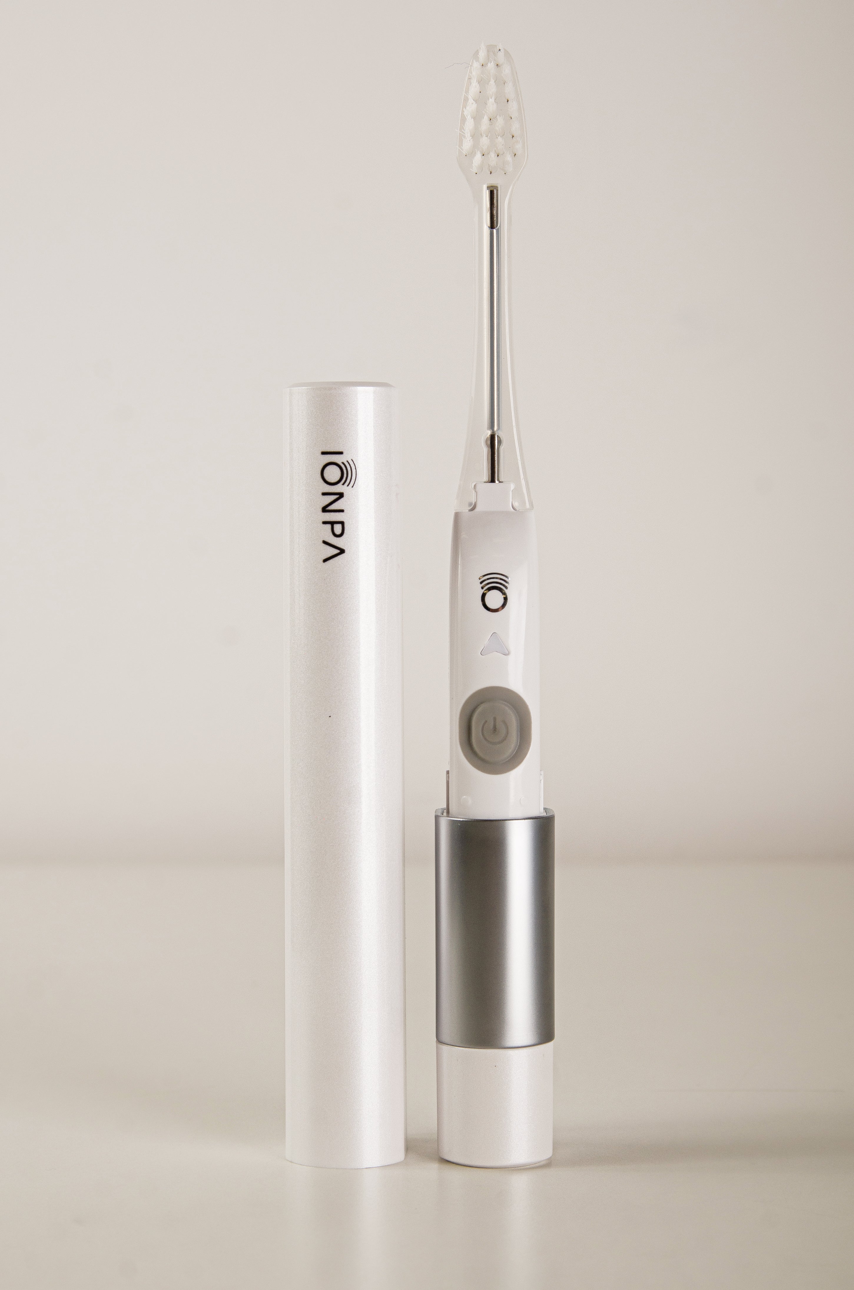 Ionpa Escova Elétrica Branca Perolada – Ionic Pro Brazil